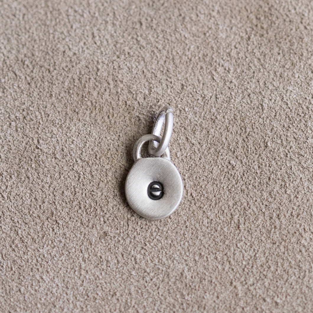 Small Initial Tag {Buildable Collection} – Lisa Leonard Designs